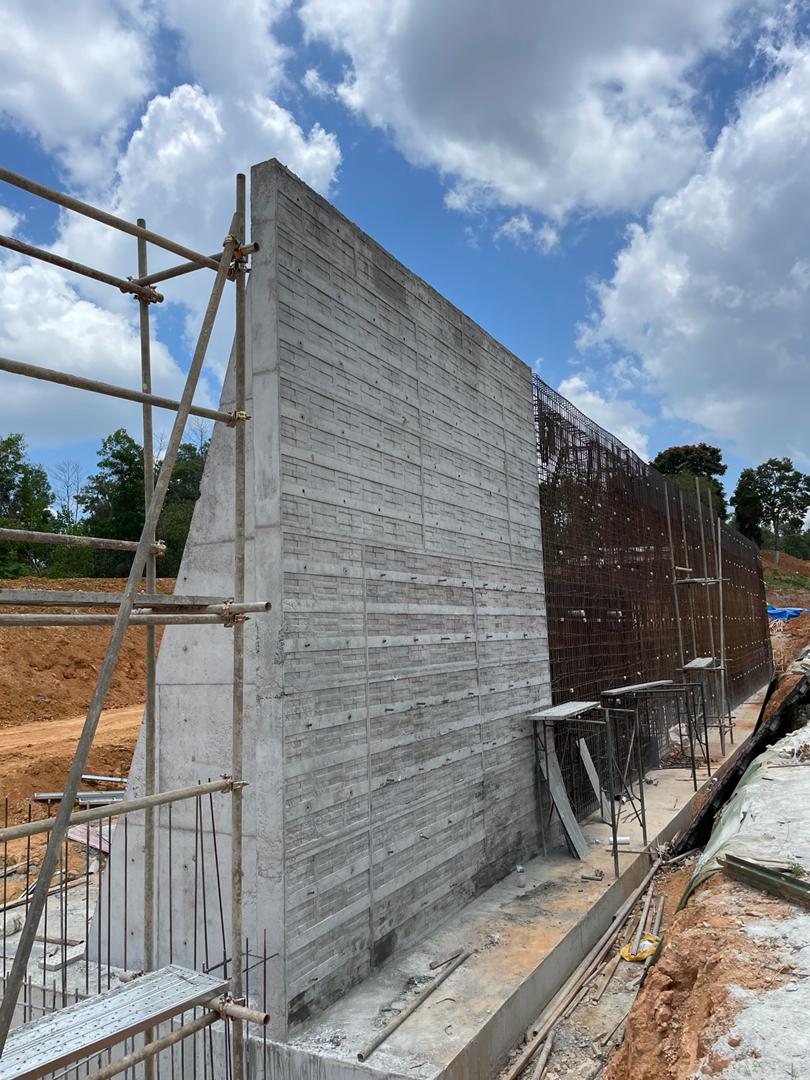 Triple T Retaining Wall Taman Mount Austin